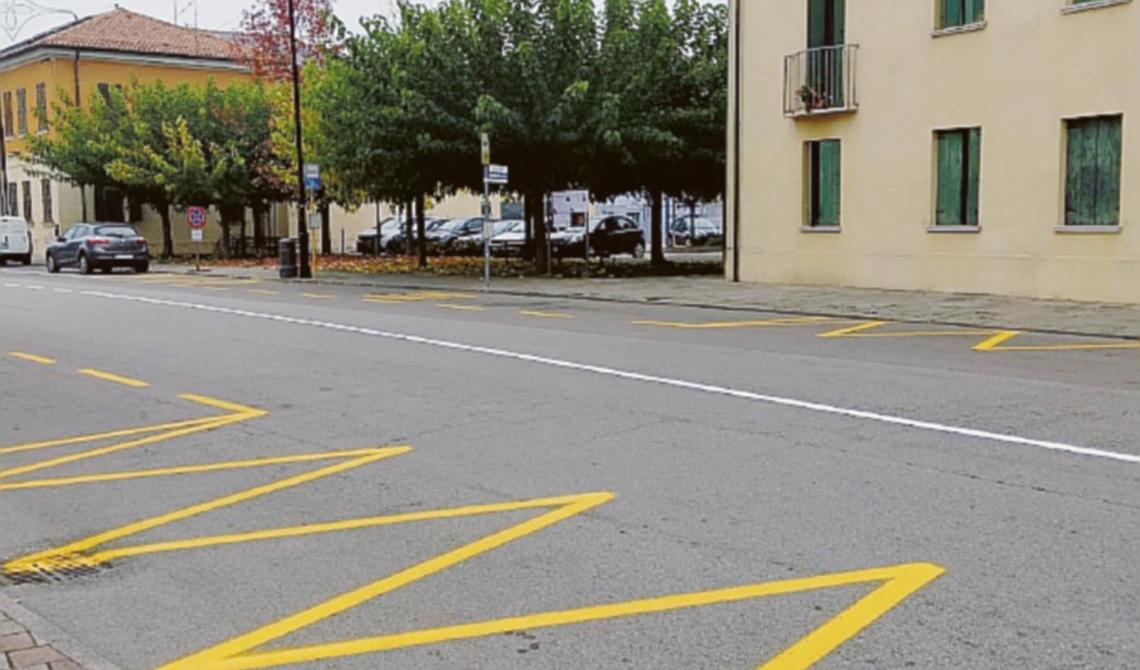 New look per la segnaletica orizzontale - La Voce di Rovigo